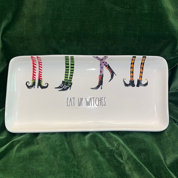 Rae Dunn | Holiday | Rae Dunn Eat Up Witches Halloween Service Plate ...
